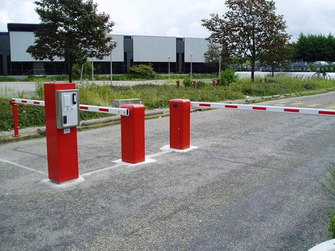 120W Automatic Boom Barrier Gate RFID UHF Tag Detection For Parking Lot